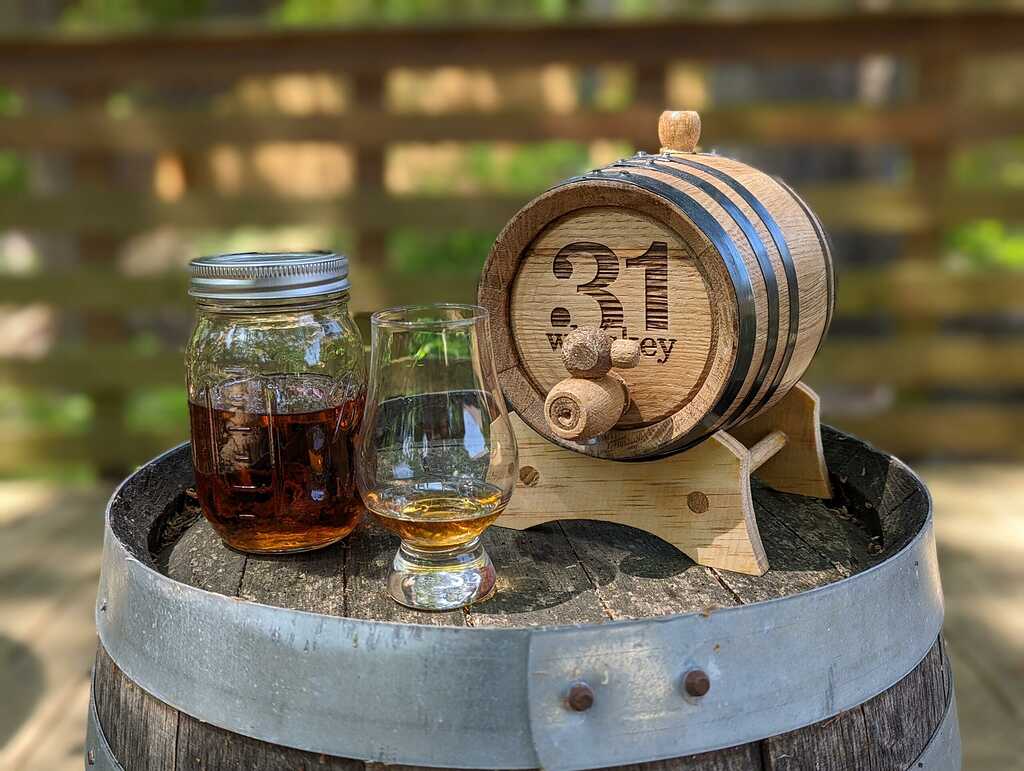 Small Barrels? Miracle Micro Aging solutions or just an overhyped "man ...